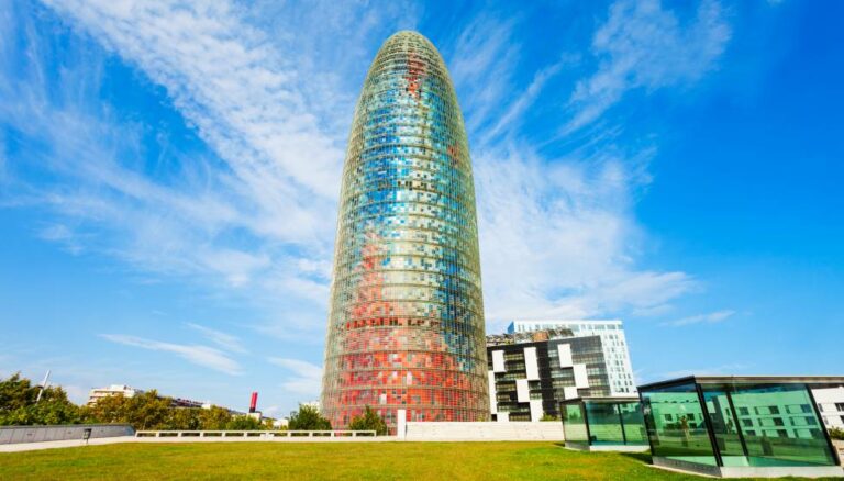 Examples of sustainable architecture in Barcelona | Lugaris
